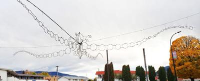 New interest in replacing old scroll lights | News | pentictonherald.ca