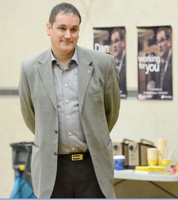 Opinion - Far right shadows stalk Albas on campaign trail | News ...