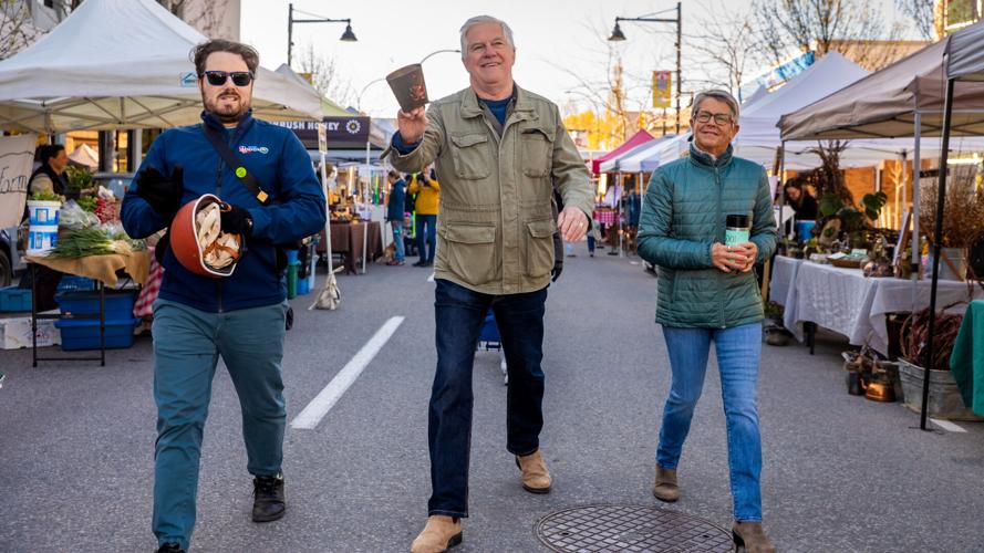 Hear ye, hear ye – Saturdays are for the Penticton Farmers’ Market ...