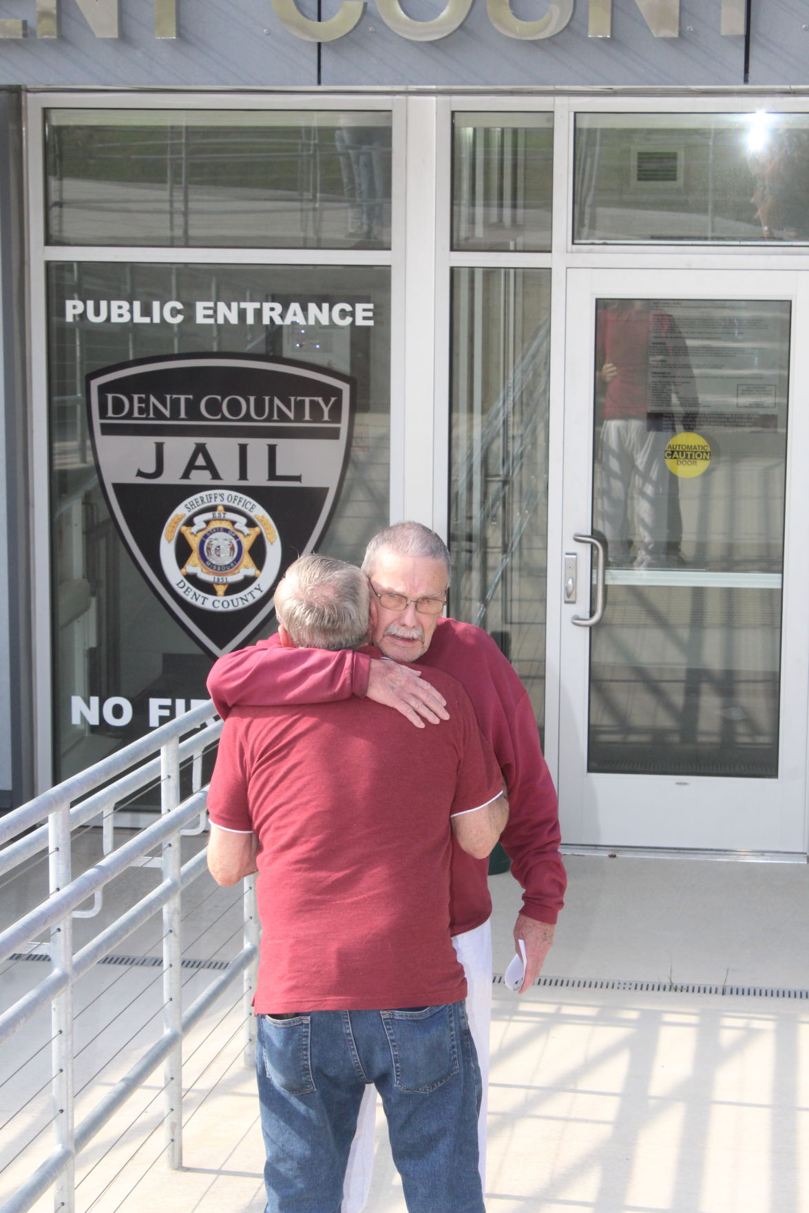 Nash released from custody Saturday to await state retrial decision ...