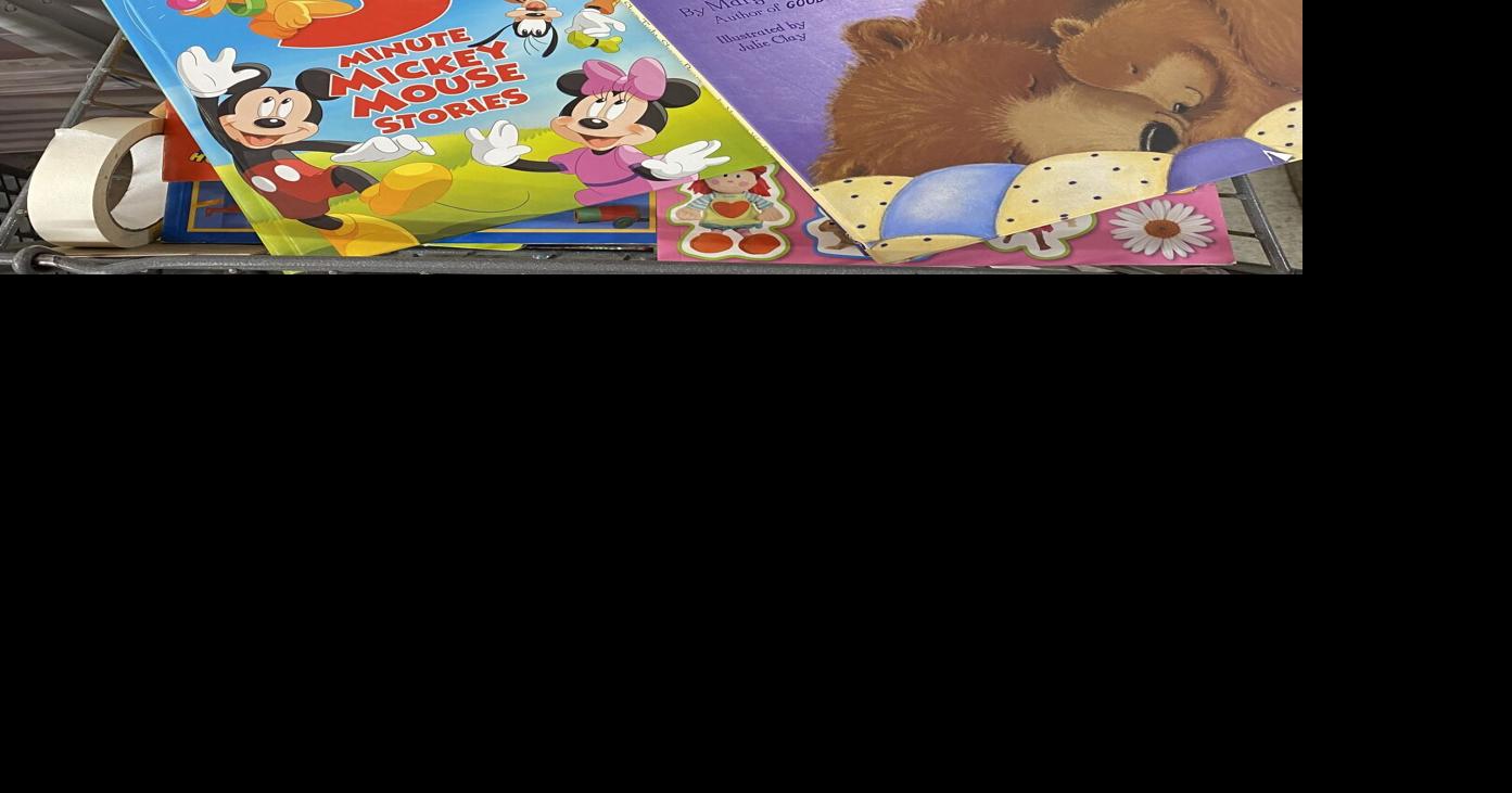 Volunteer makes donation of more than 8,000 books to community ...