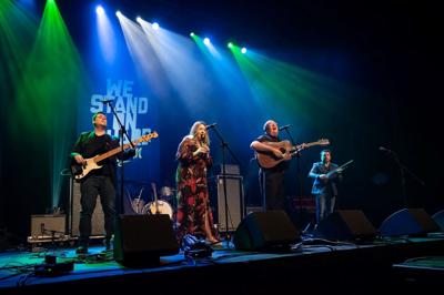 deCoste to host country tribute bands, Irish Descendants | Arts ...