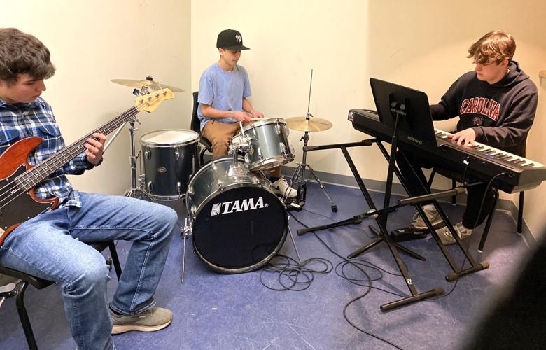 NRHS musical: “Familiar characters, new story” | Arts & Entertainment ...