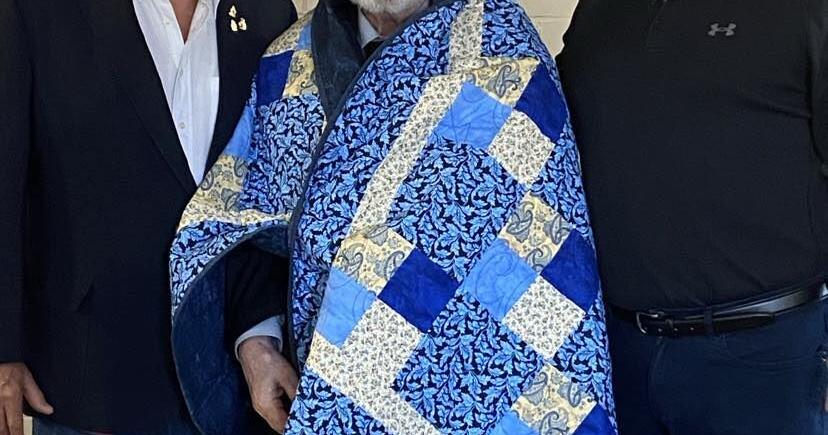 Peter Neville receives special Quilt of Valour | Community ...