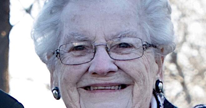 MCLEAN, Isabel Roberta | Obituaries | pictouadvocate.com