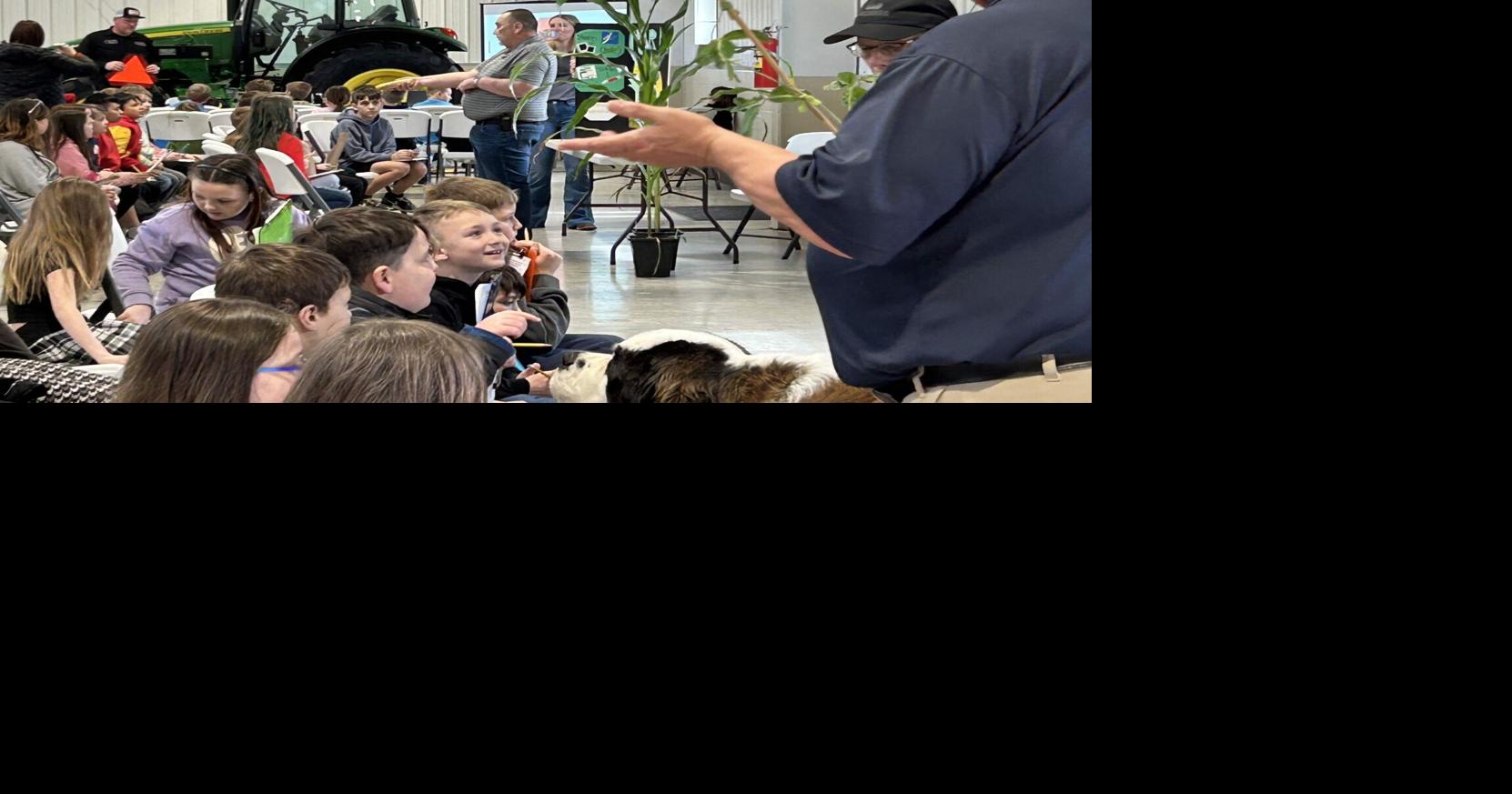 3rd graders get an inside look at farming | Community | plaindealerin.com