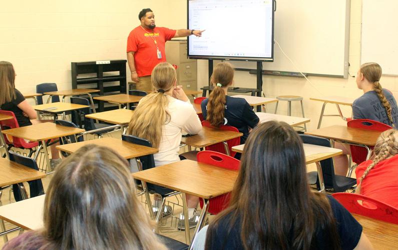 Charging up future students at BEHS | Features | pmg-ky1.com