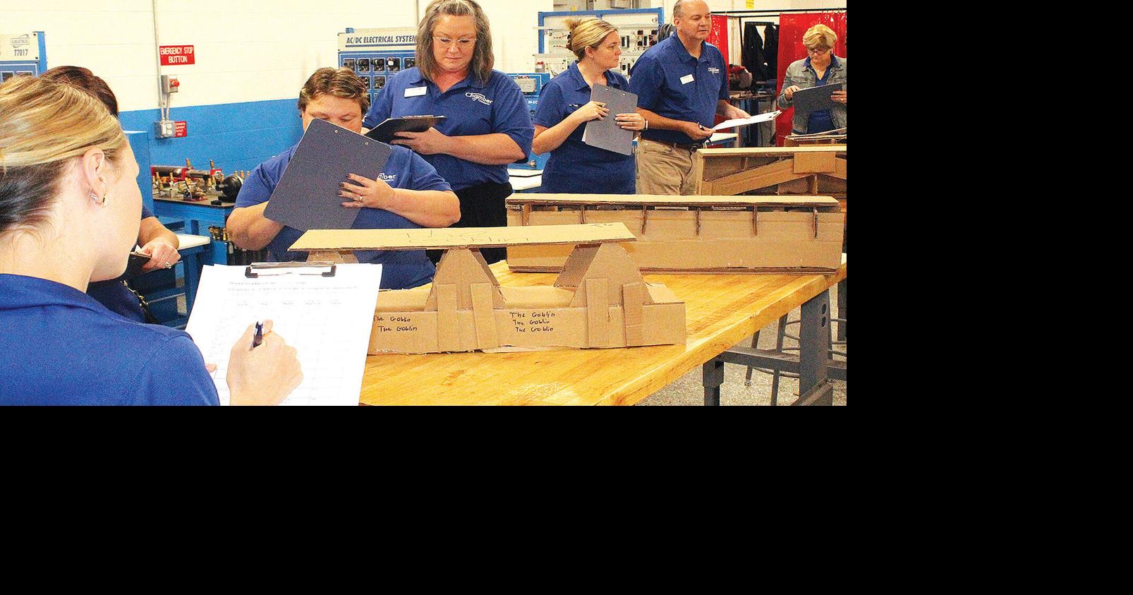 Students bridge learning gap for Chamber members | Features | pmg-ky1.com