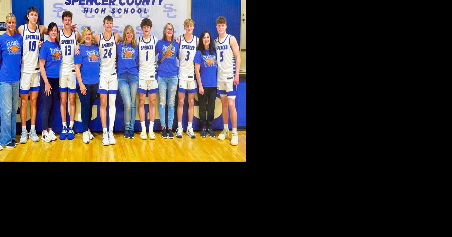 Senior Bears celebrate by setting a new winning-streak record | Spencer ...