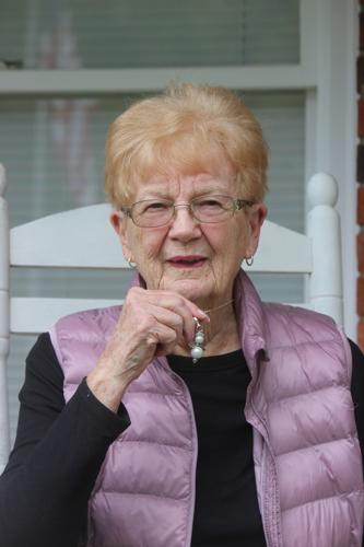 Spreading joy, one angel at a time | Oldham Era | pmg-ky1.com