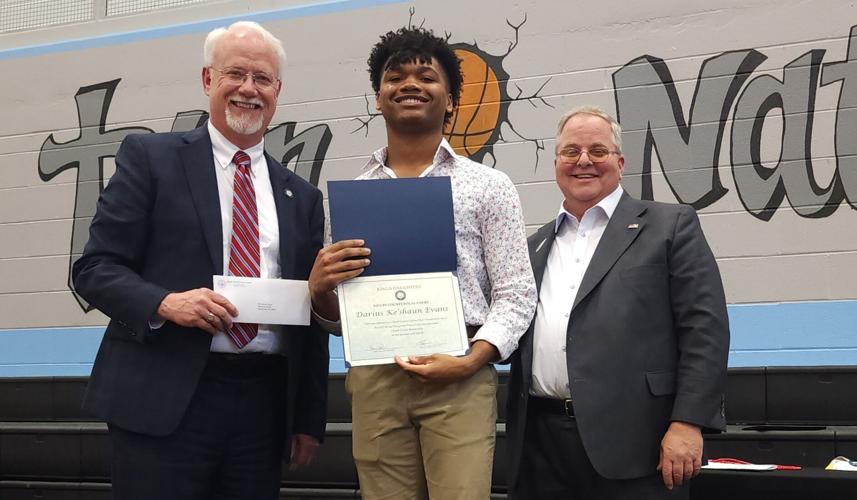 Collins High School Senior Awards | Sentinel News | pmg-ky1.com