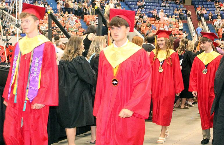 BULLITT EAST 2026 GRADUATION | Features | pmg-ky1.com