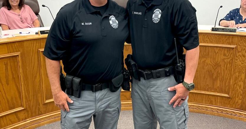 Resource Officers sworn in | Spencer Magnet | pmg-ky1.com