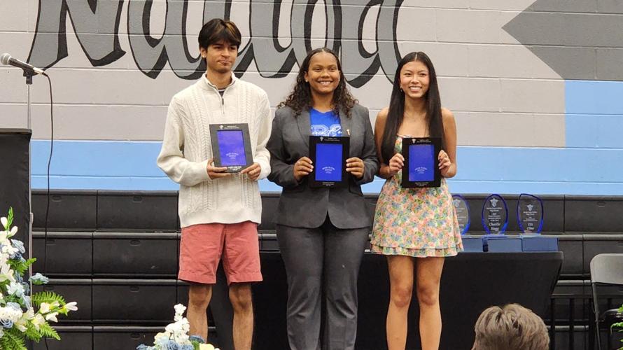 Collins High School Senior Awards | Sentinel News | pmg-ky1.com