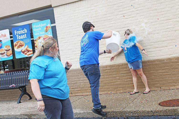 Toss at the Boss | News | pmg-ky1.com
