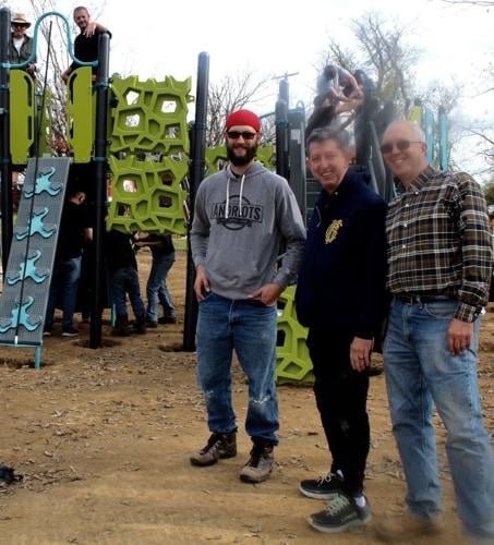 Smithfield installs $75,000 playground | Henry County Local | pmg-ky1.com