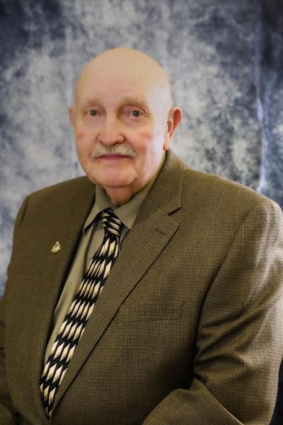 Phillips says good bye after 36 years on school board | Features | pmg ...