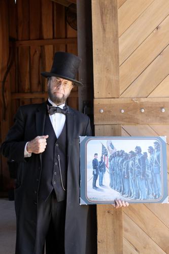 Elzy receives the Elijah Marrs Achievement Award | News | pmg-ky1.com