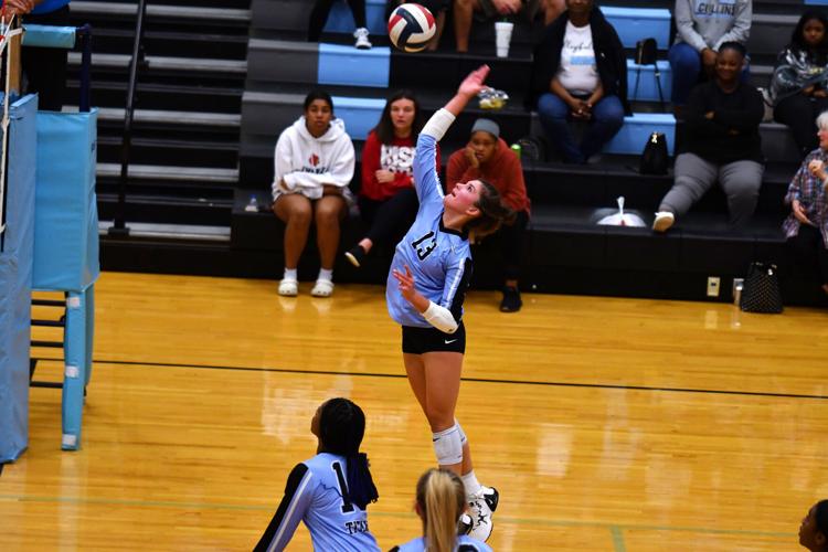 'They're just ballers': New era of Collins volleyball defined by grit ...