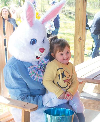 Easter bunny hops around county | Features | pmg-ky1.com