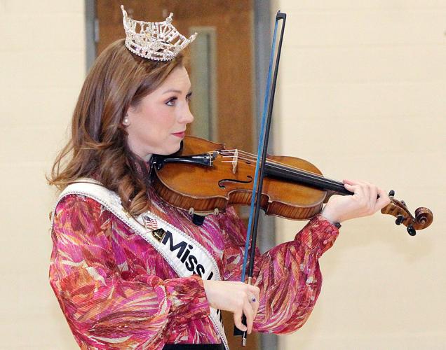 Miss Kentucky’s message to MWMS | Features | pmg-ky1.com