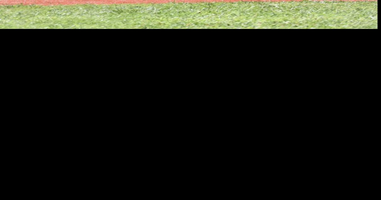 Rockets Soar To Victory In District Semis | Features | pmg-ky1.com