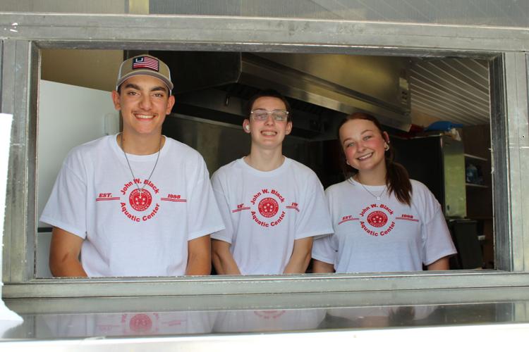 County pool reopens in Buckner | News | pmg-ky1.com