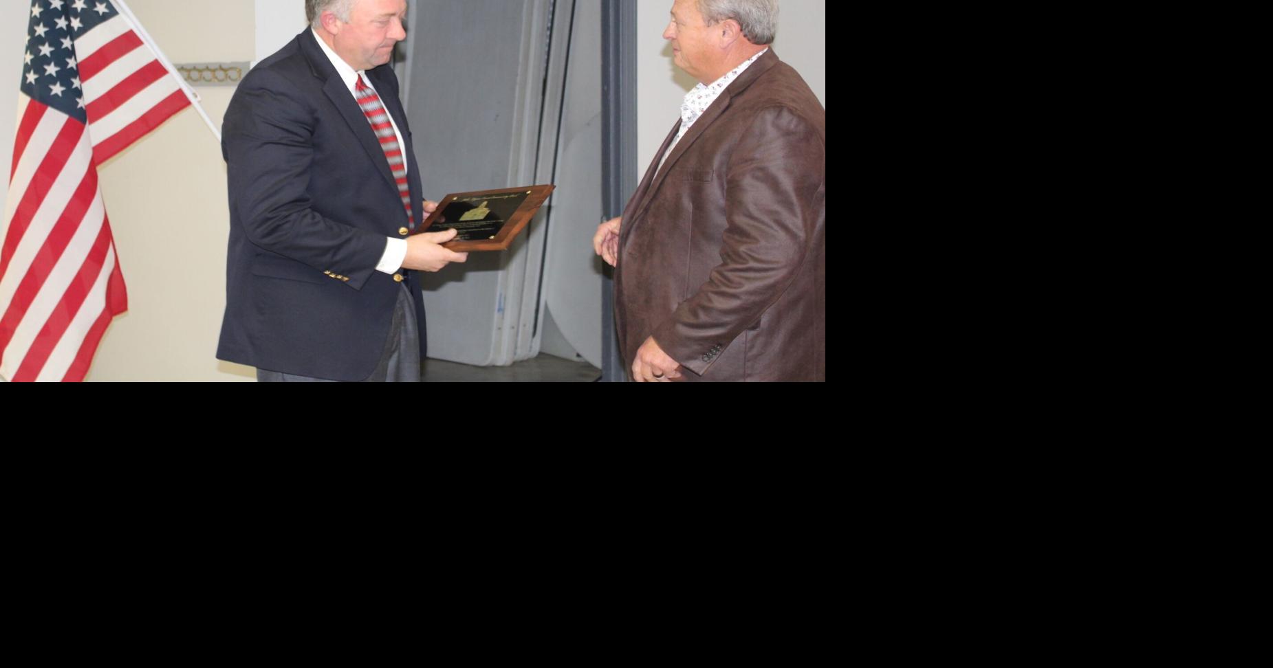 YEAR IN REVIEW: Bates replaces Brent as Henry County judge/executive ...