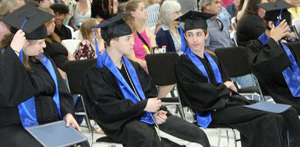 Bullitt Alternative Class of 2024 | Features | pmg-ky1.com