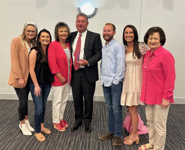 Daugherty receives prestigious award | News | pmg-ky2.com