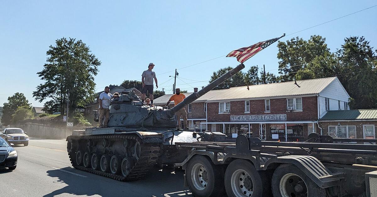 Tank moved from Gate Way in Liberty | Features | pmg-ky2.com