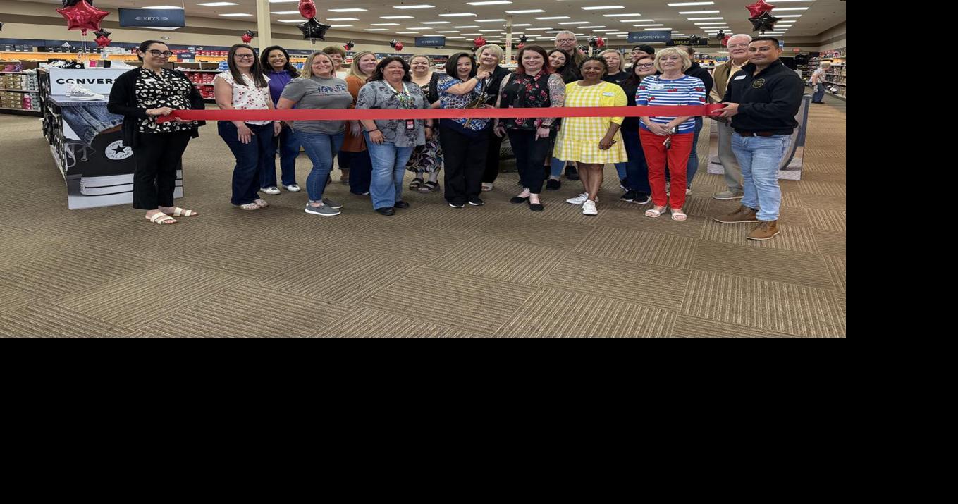 Shoe Sensation holds ribbon cutting | News | pmg-ky2.com