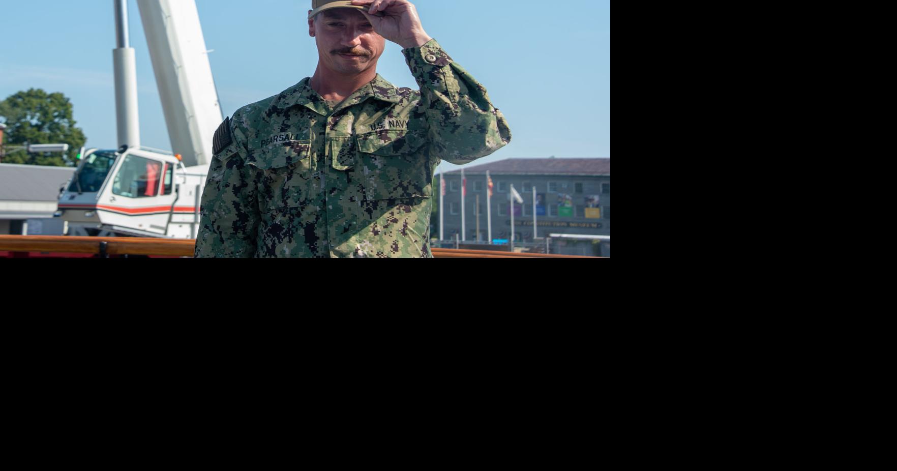 Pearsall earns basic interpretive historian qualification aboard the ...