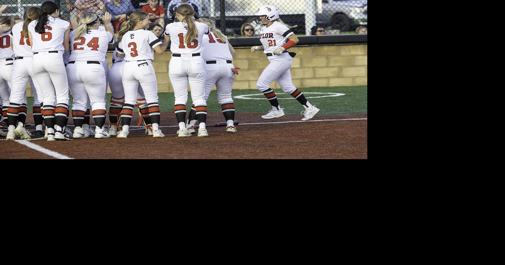 Edwards’ homer powers Lady Cards past CHS | Sports | pmg-ky2.com