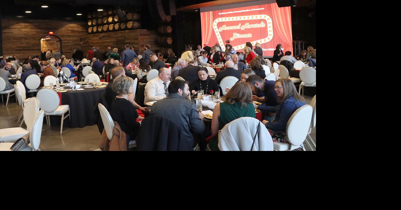 Chamber of Commerce celebrates community leaders | Features | pmg-ky2.com