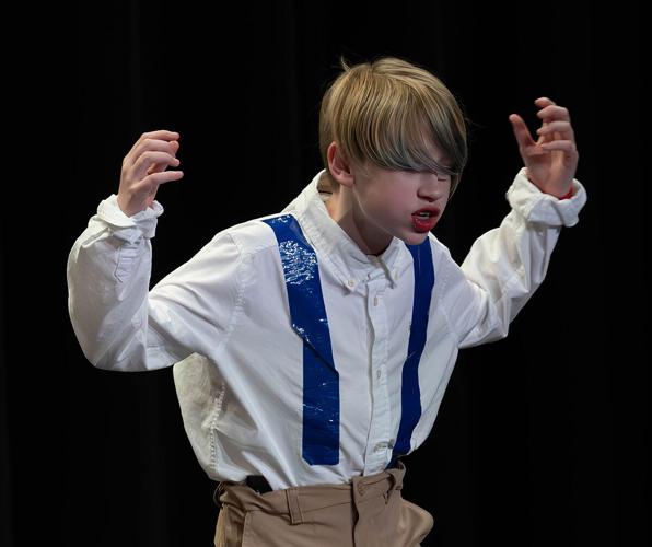 Middle school thespians reenact the Revolutionary War | Grant County ...