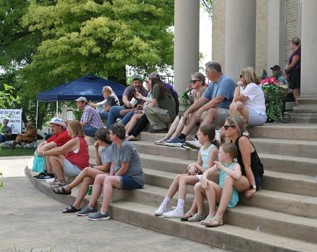 One day, two downtown Williamstown festivals | Community | pmg-ky3.com