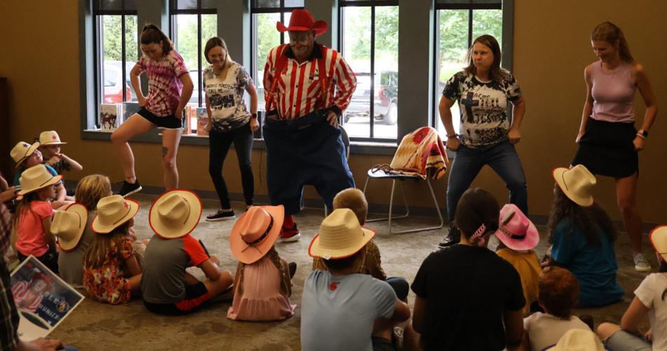 Roping, reading and fine dining | The News-Herald | pmg-ky3.com