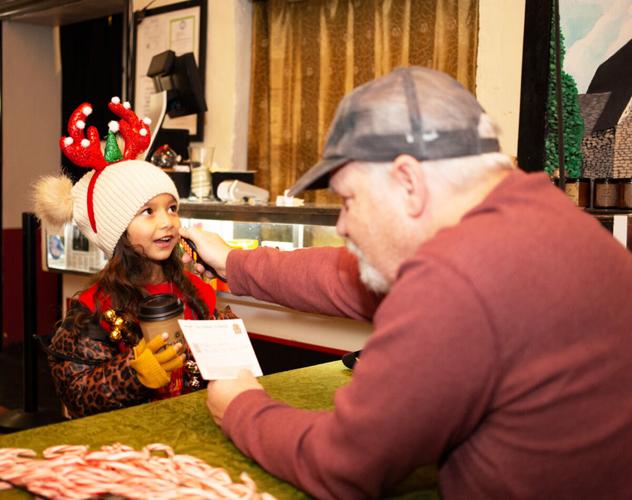 Ham radio operators make radio contact with North Pole | Cynthiana ...