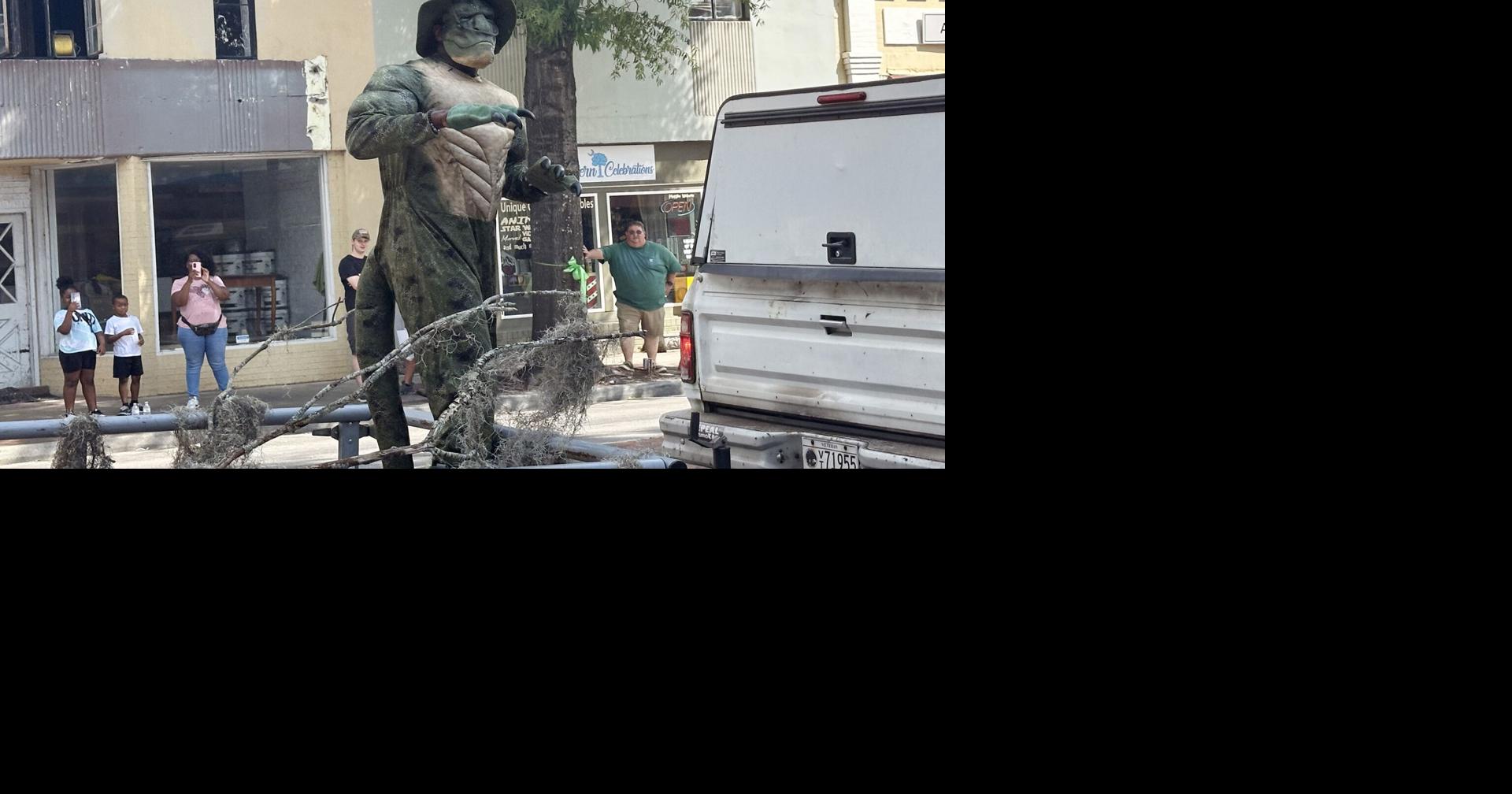 Lizard Man stomps through Bishopville | News | pmg-sc.com