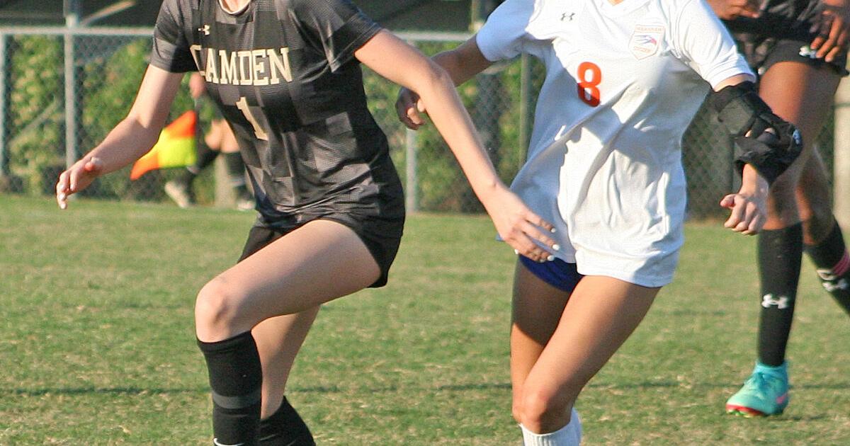 Lady Dogs playing for spot in state title match | Camden | pmg-sc.com