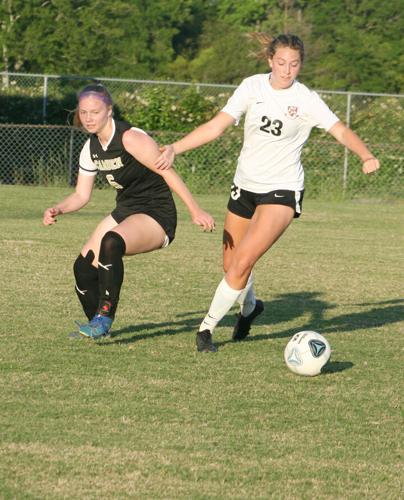 Waccamaw breaks Lady Dogs' heart | Camden | pmg-sc.com