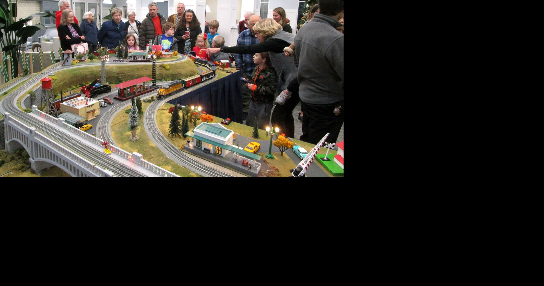 All aboard: Holiday Train Display returns to Sun City | The Lancaster ...