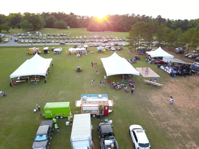 Flopeye Festival features fun | The News & Reporter | pmg-sc.com