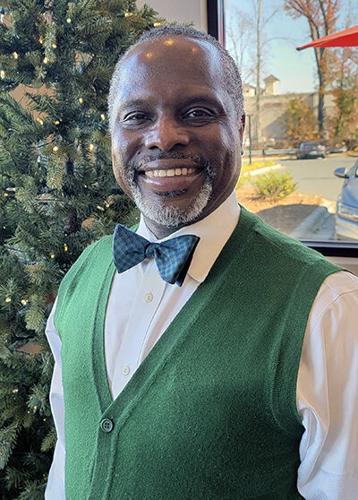 Stroble column: IL Christmas Parade sure to be fun, so get involved now ...