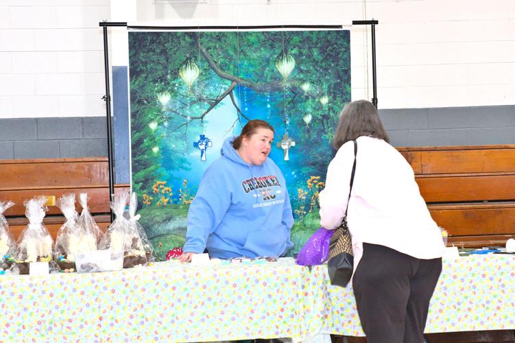 Craft show hosts nearly 30 vendors | Progressive Journal | pmg-sc.com