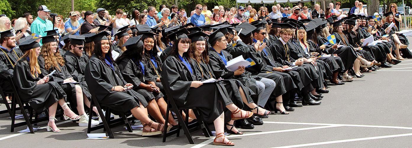 226 graduate from USCL | The Lancaster News | pmg-sc.com