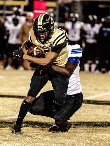 Dogs' defense handles Devils, 48-6 | Camden | pmg-sc.com