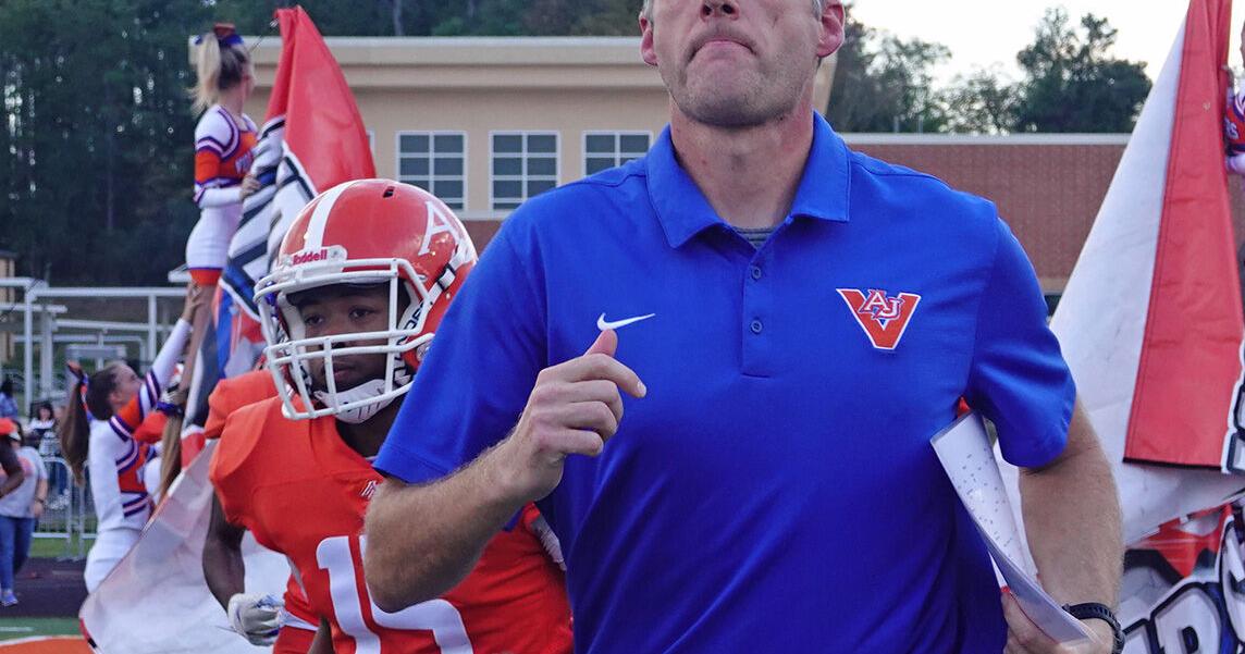 Shigley resigns as Volunteers football coach | The Lancaster News | pmg ...