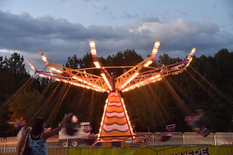 Flopeye Festival features fun | The News & Reporter | pmg-sc.com